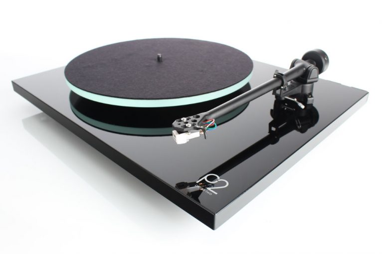 11 Best Turntables and Record Players | Vinyl Restart