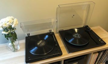 Manual and Automatic Turntables Explained | Vinyl Restart